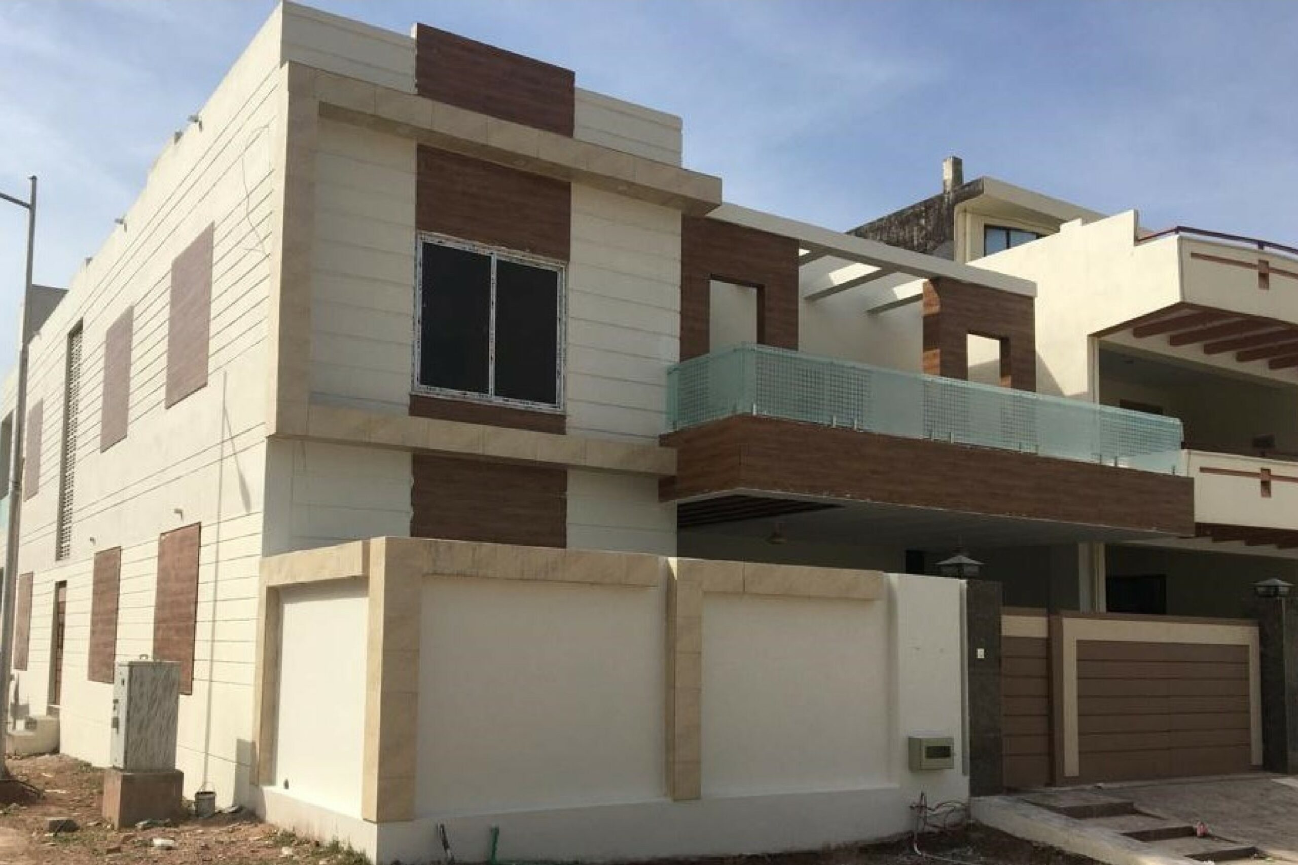 Luxurious Villa – https://simpledesign-studio.com